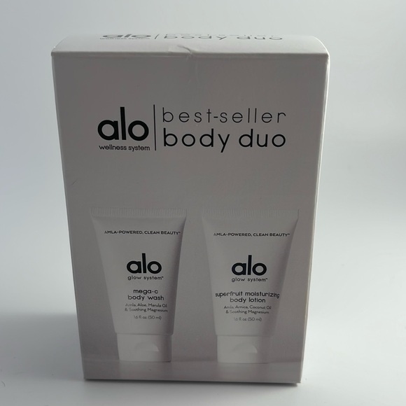 ALO Yoga | Bath & Body | Alo Yoga Megac Body Wash Superfruit Body ...